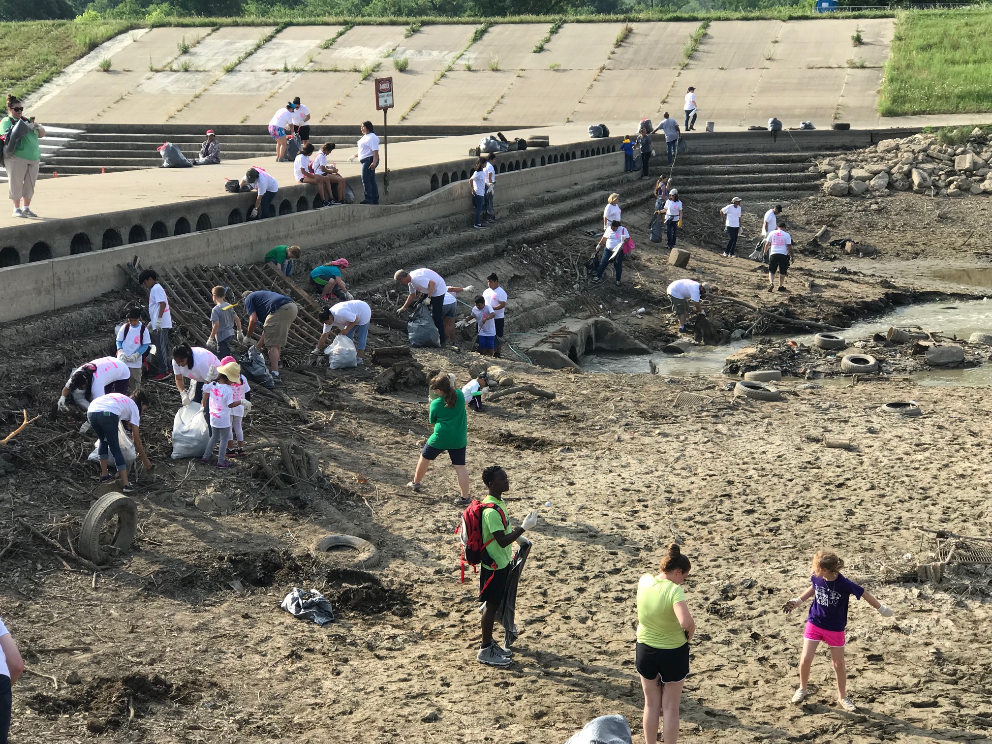 Fall Trash Bash - Save the Date! - Trinity Trails